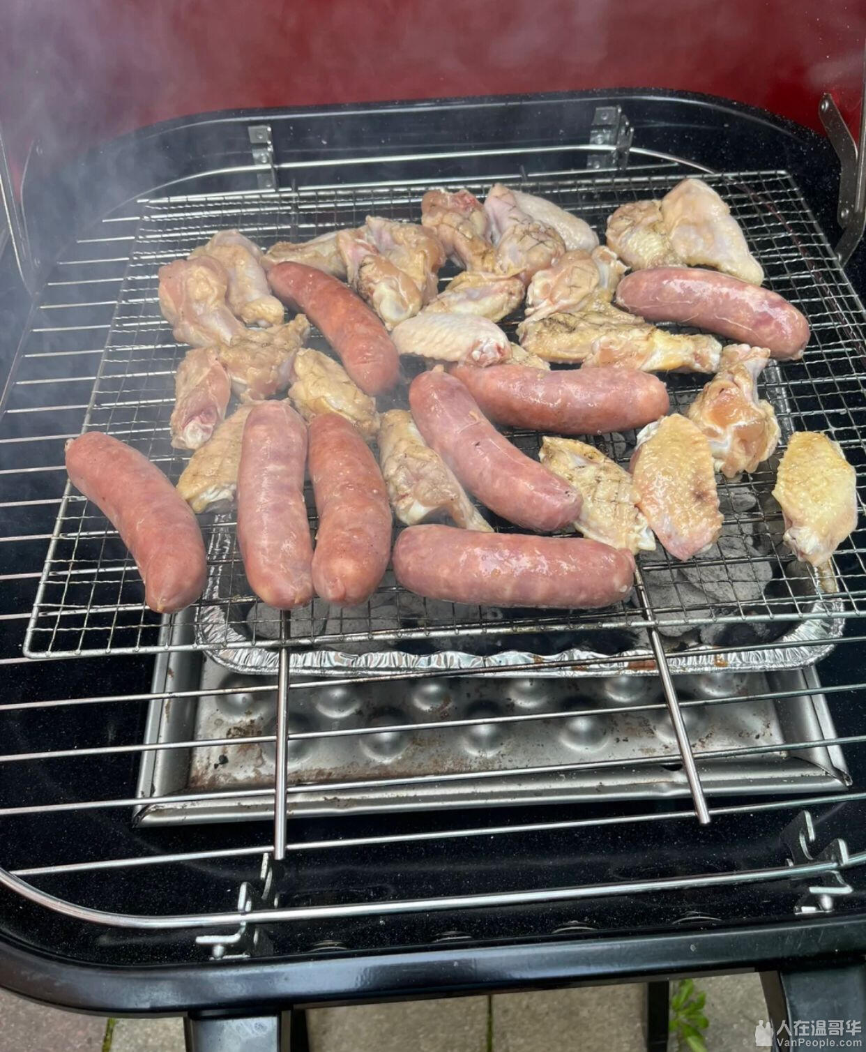 现在BBQ也是老外特色了。哈哈。 - 美食天地-人在温哥华 VanPeople.com